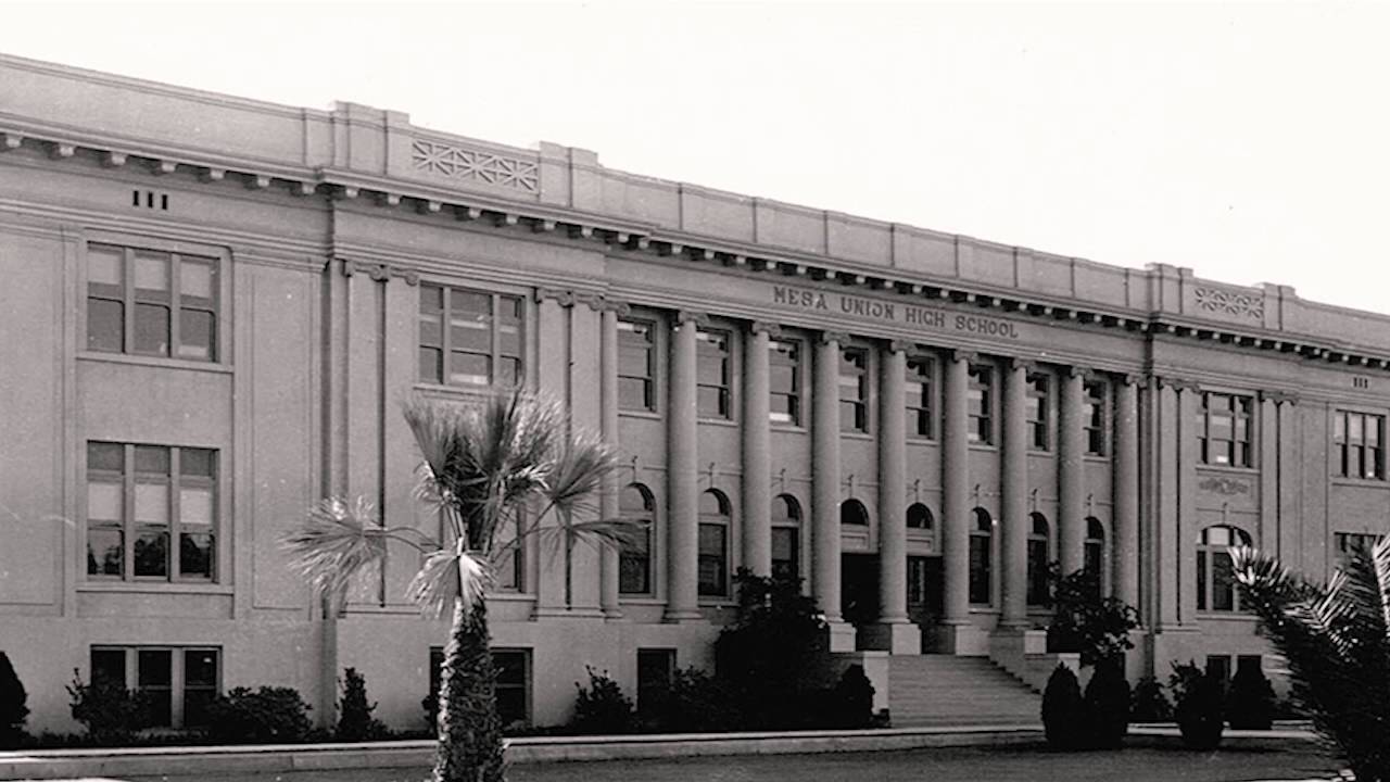 SDS Films - Mesa High Old Main Burns - YouTube