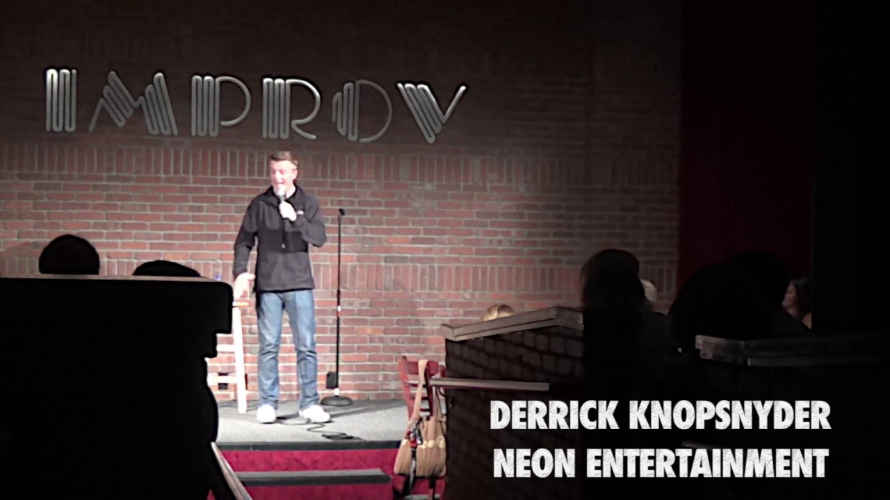 Derrick Knopsnyder: College Comedian - YouTube