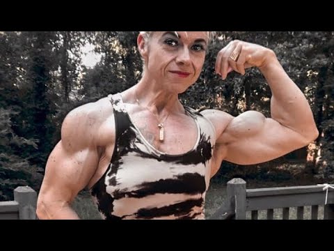 FBB TAMARA MAKAR FEMALE BODYBUILDING 2023 GIRLS WITH MUSCLES FLEXING ...