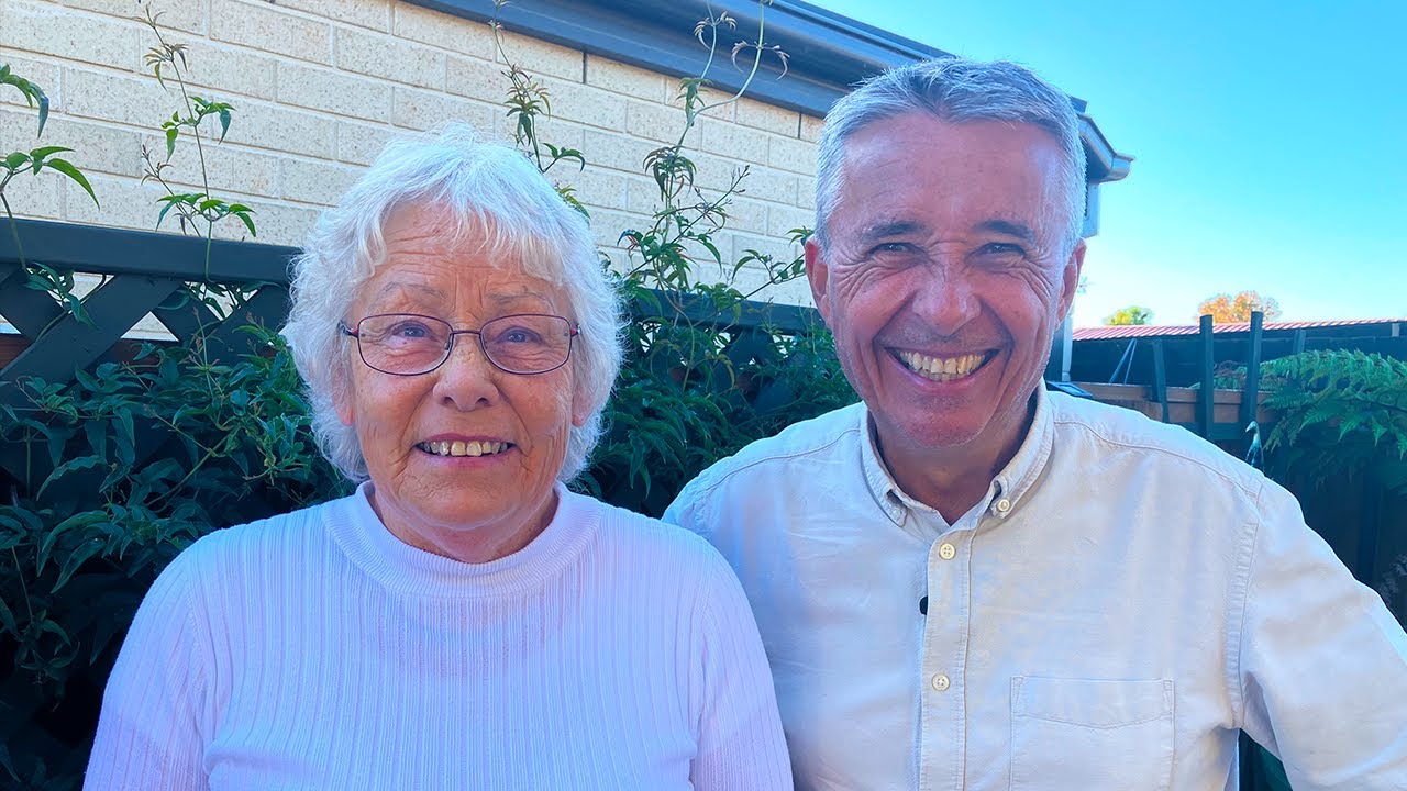 ASB Good as Gold: Lois English - YouTube
