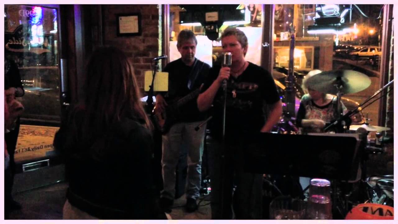 Me & Bobby McGee - Amy Kelly & the Bill Ande Band - YouTube