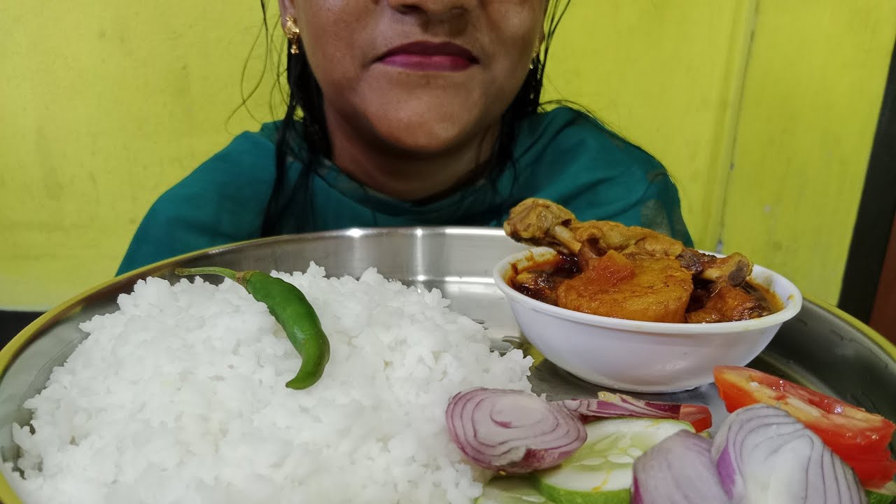 Spicy Mukbang 🔥||eating spicy chicken leg piece 🍗 and salads||🔥Eating ...