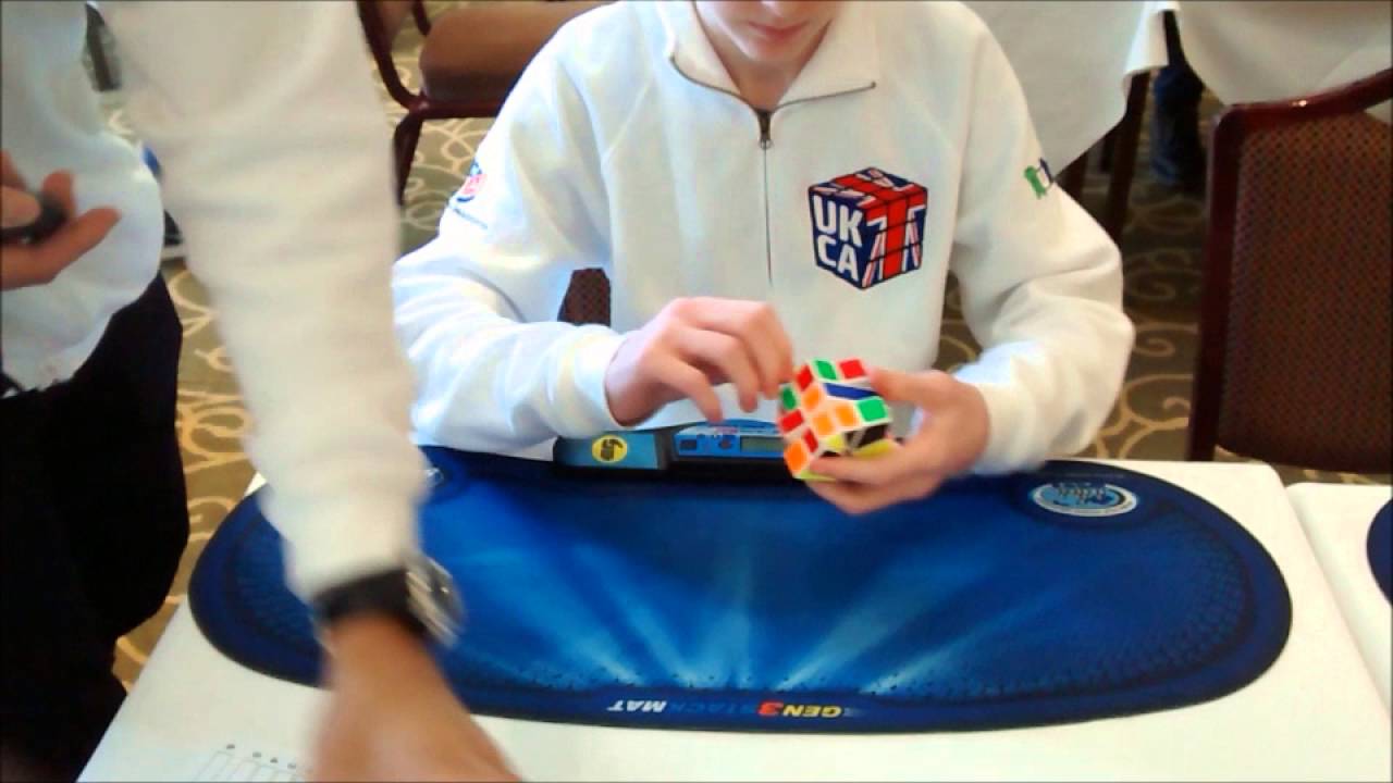 Square-1 11.24 average - Charlie Stark - North London Open 2016 - YouTube