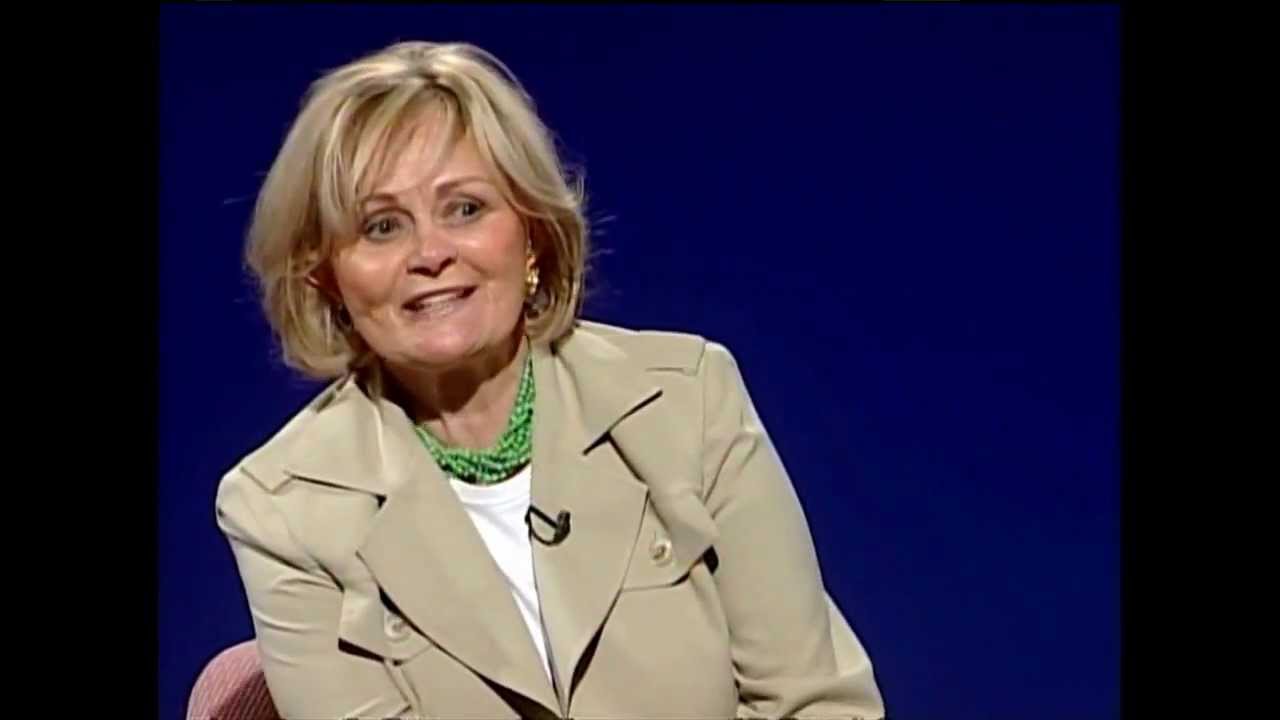 Kitty Kelly: Becoming an Independent Writer - YouTube