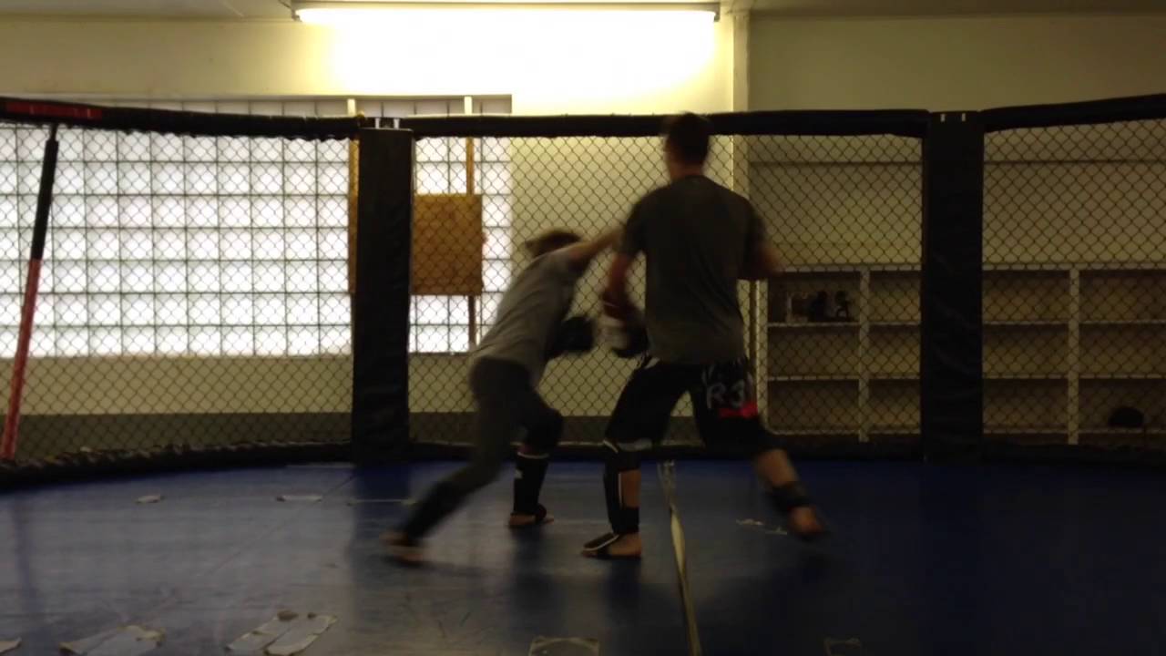 Autumn Gordon - MMA training 1.17.2016 - YouTube