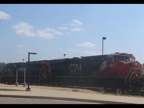 CN 2997 & CN 2830 Moving A Slow Moving Manifest Train Westbound From Battle Creek Michigan 8/4 ...