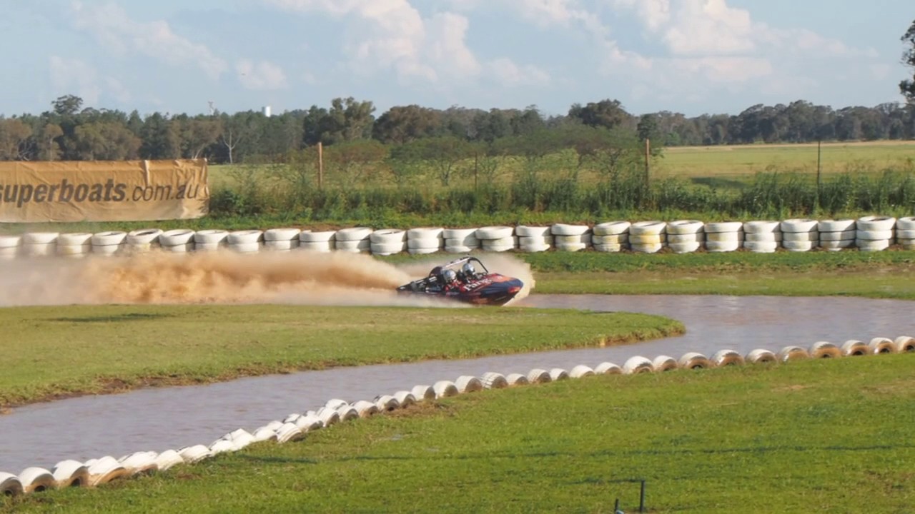 Pangaea Floors A at the AFJSA Superboats Temora - YouTube
