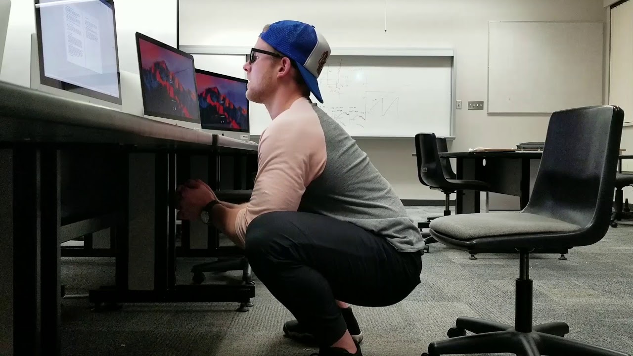 Deep squat mobility at your desk - YouTube
