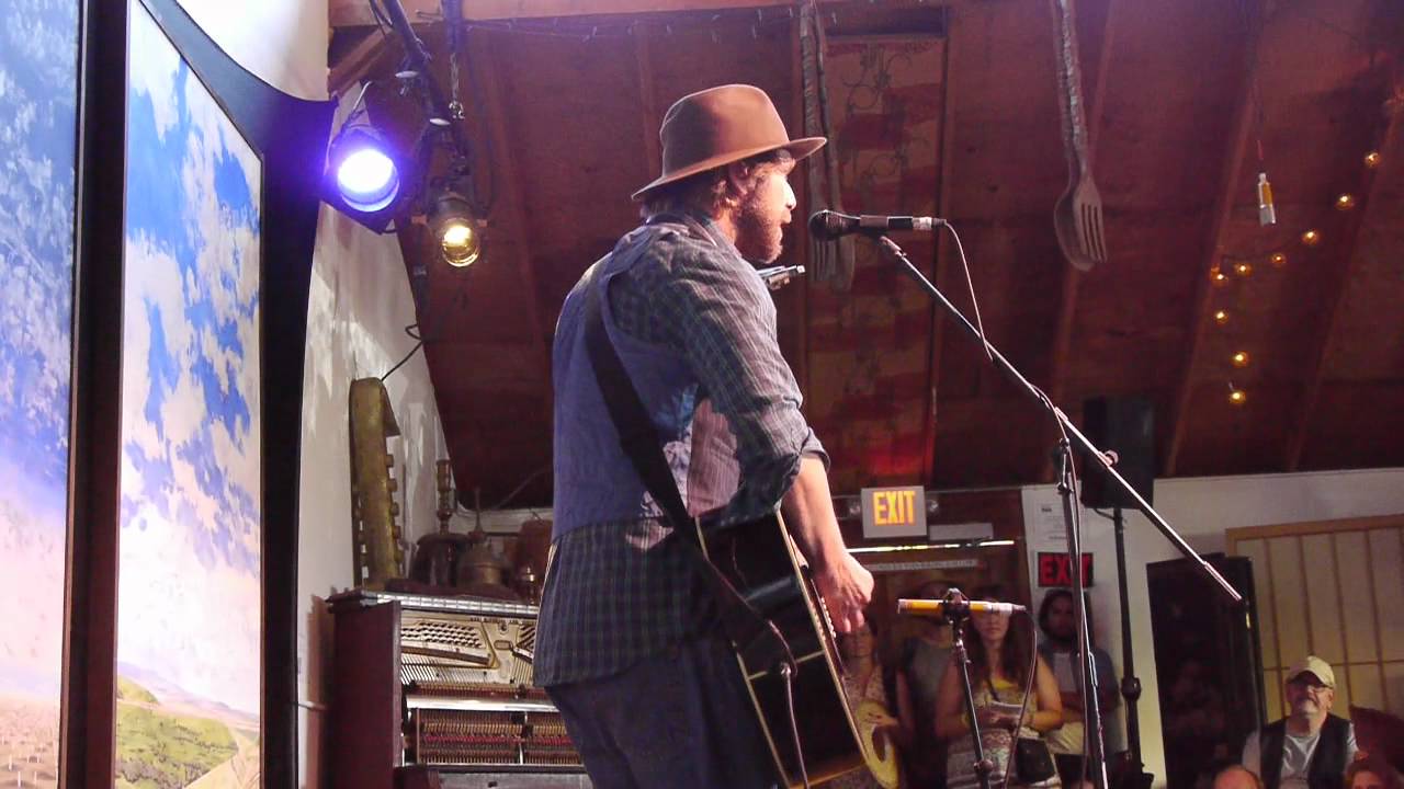 Todd Snider - Derby Day - Pickathon 2012 Chords - Chordify