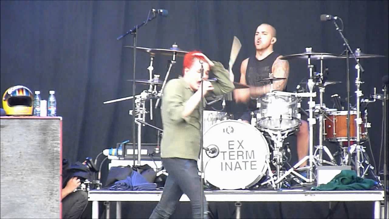 My Chemical Romance Live (The Black Parade) Oxegen Festival Ireland ...