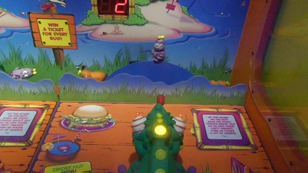 Coin Operated Chameleon Paradize Amusement Arcade Machine - YouTube