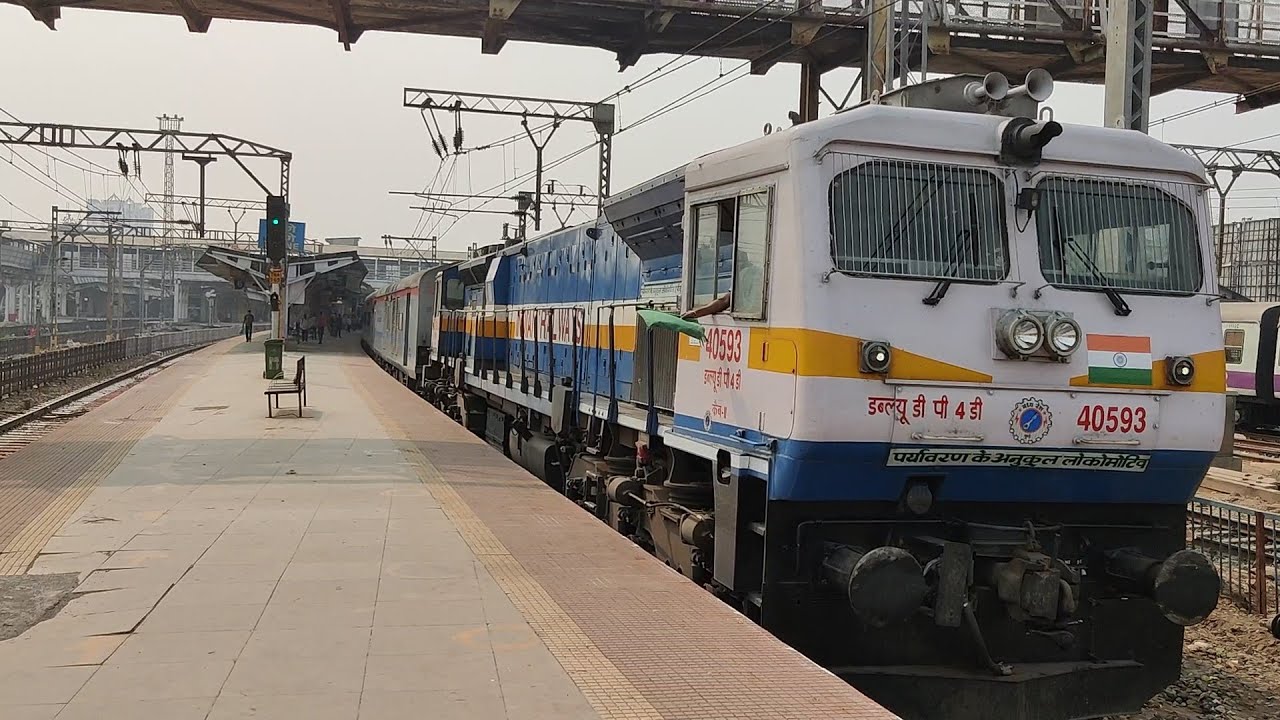 Pune WDP-4D Honking and Notching Up while Accelerating from Thane ...