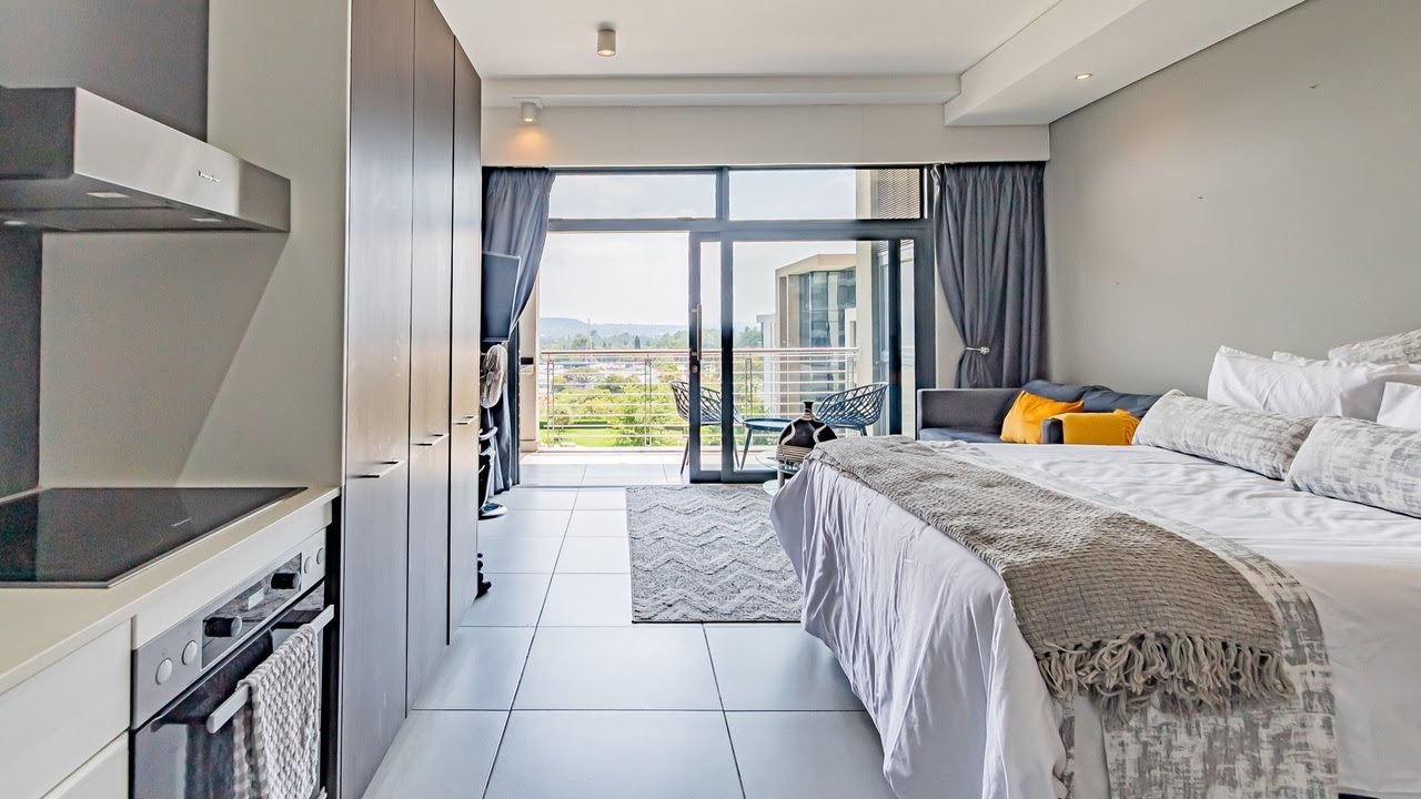 Bachelor apartment for sale in Menlyn | Pam Goldiing Properties - YouTube