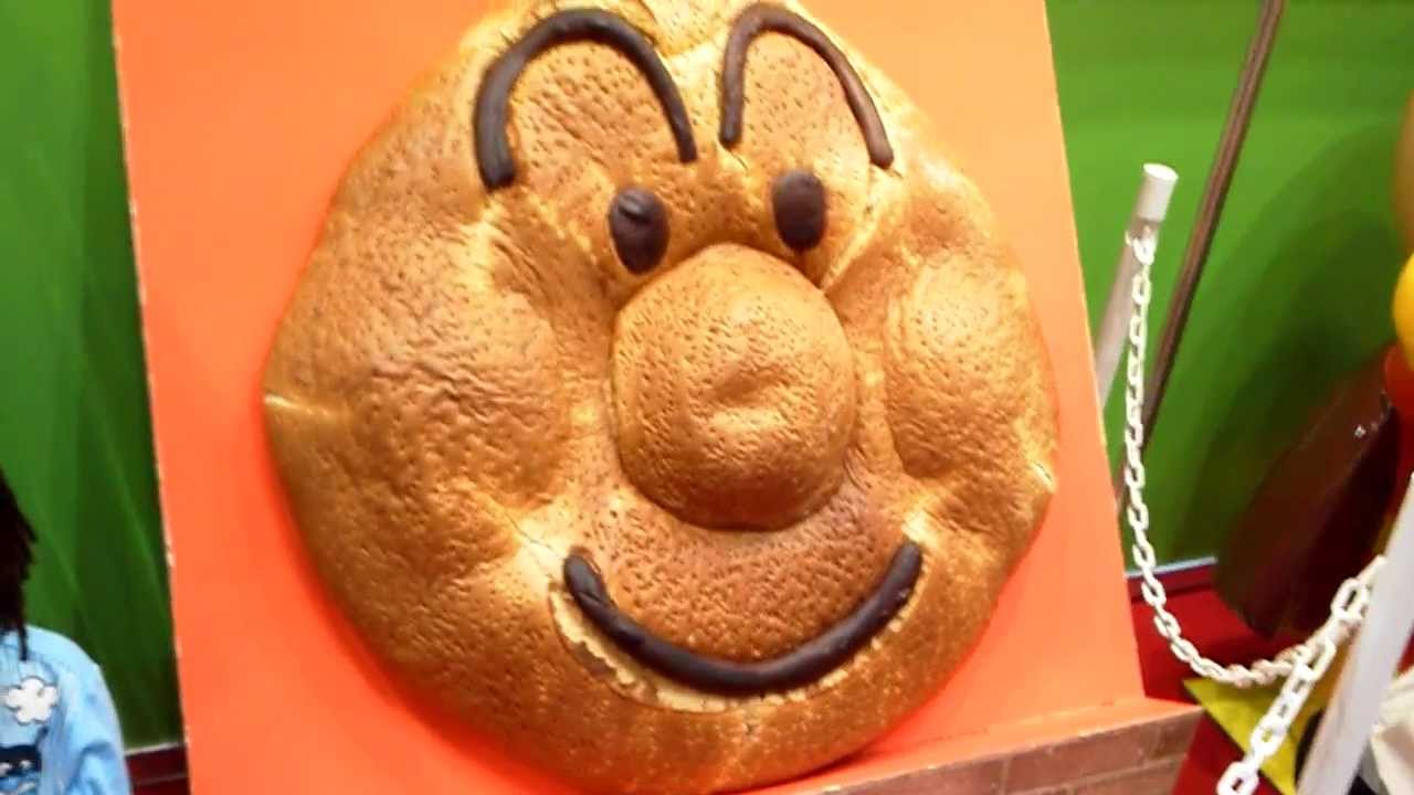本物のアンパンマン？東京おもちゃショー2013 real anpanman toyshow - YouTube