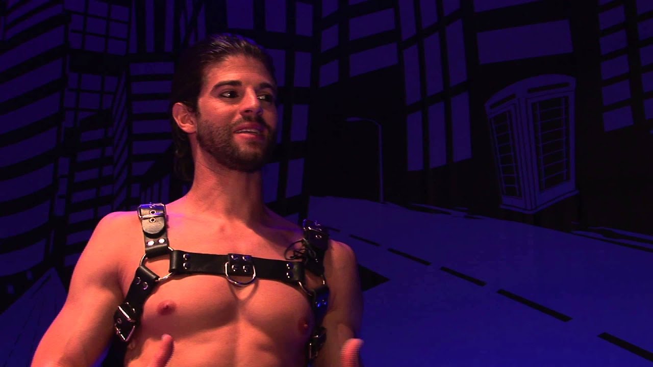 ENTREVISTA SERGIO ARCE - "50 SOMBRAS. EL MUSICAL" - Teatro Nuevo Apolo - YouTube