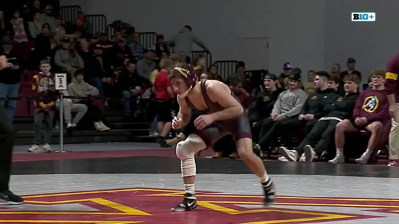125lbs Minnesota's Cooper Flynn vs. Purdue's Isaiah Quintero | Big Ten ...