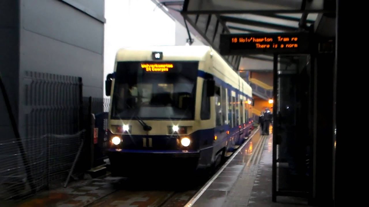 National Express Midland Metro T69 No11 Departing Birmingham Snow Hill ...