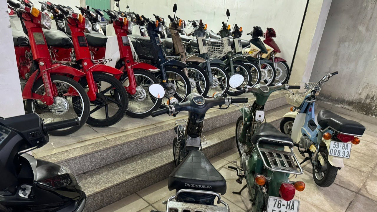 Charly - cup 88 - dream Thái AB 2008 - Cọp Siêu Hiếm tại cửa hàng xe ...