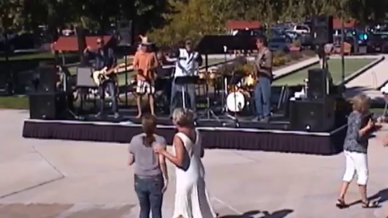 The Raun Alosi Band at SUN CITY FESTIVAL, AZ - YouTube