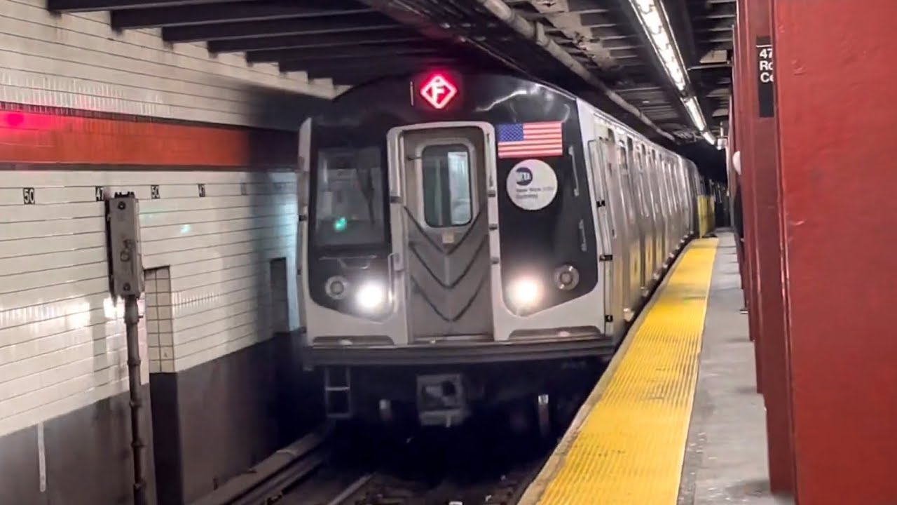 R160 (F) Express Train @ 47-50Sts Rockefeller Center (11/23/21) | MTA ...