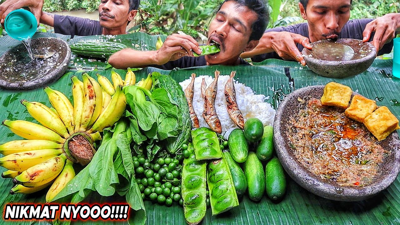 MAKAN NASI LIWET + Lalapan Mentah! Pete Asin Lenca + Sambal Terasi ...
