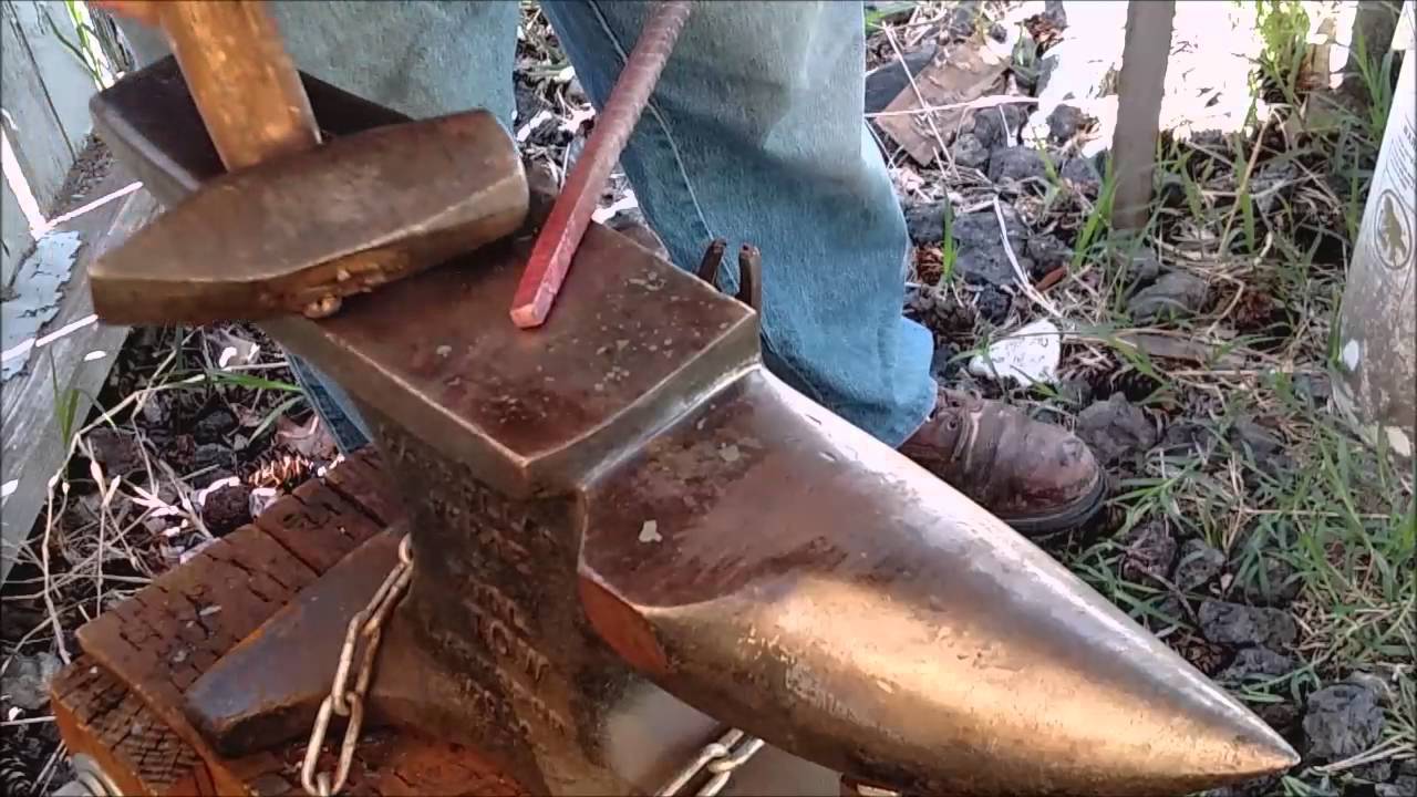 Valhallas Workbench Drawing Out Steel - YouTube