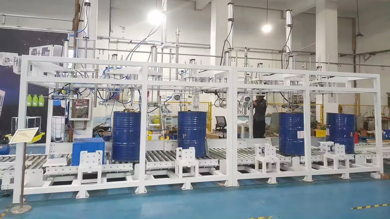 1000L Drum tank filling machine oil filler weighing type - YouTube