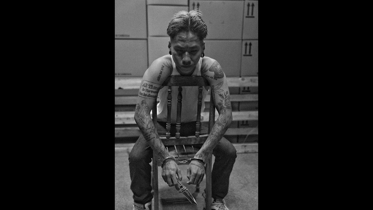 4T5 - KEEPSMILES - YouTube