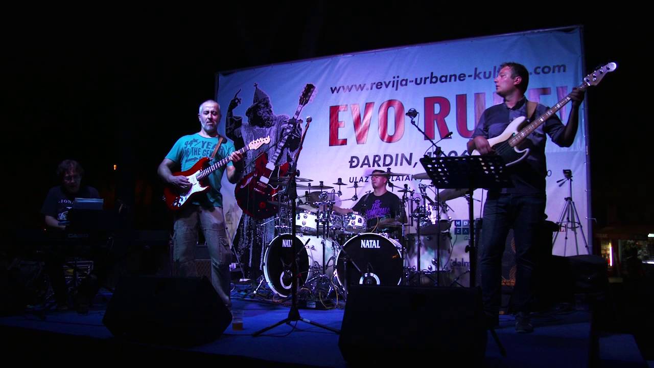 WAVEFORM BAND - COW AND CHICKEN - YouTube