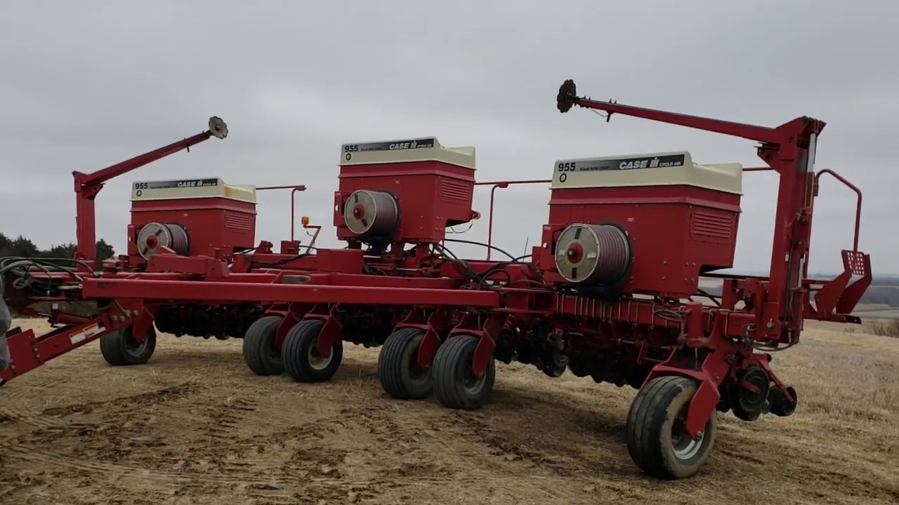1997 Case 955 Cyclo Air Planter - YouTube