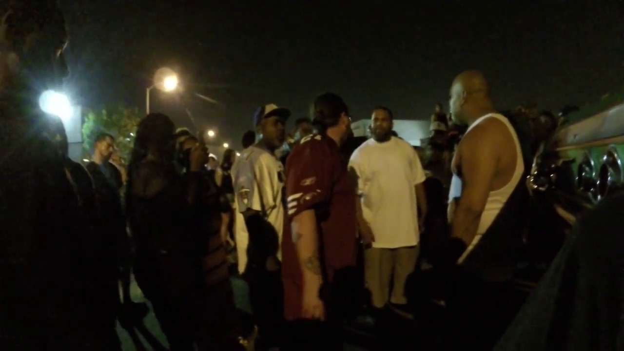 Lowrider hopping competition part 4 - YouTube