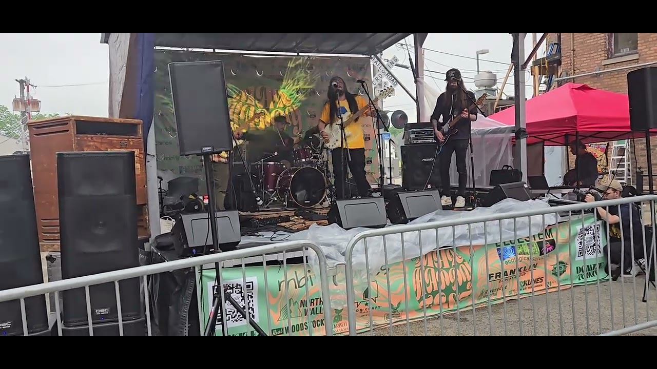 Rotten Mouth in Woodstock,IL - YouTube