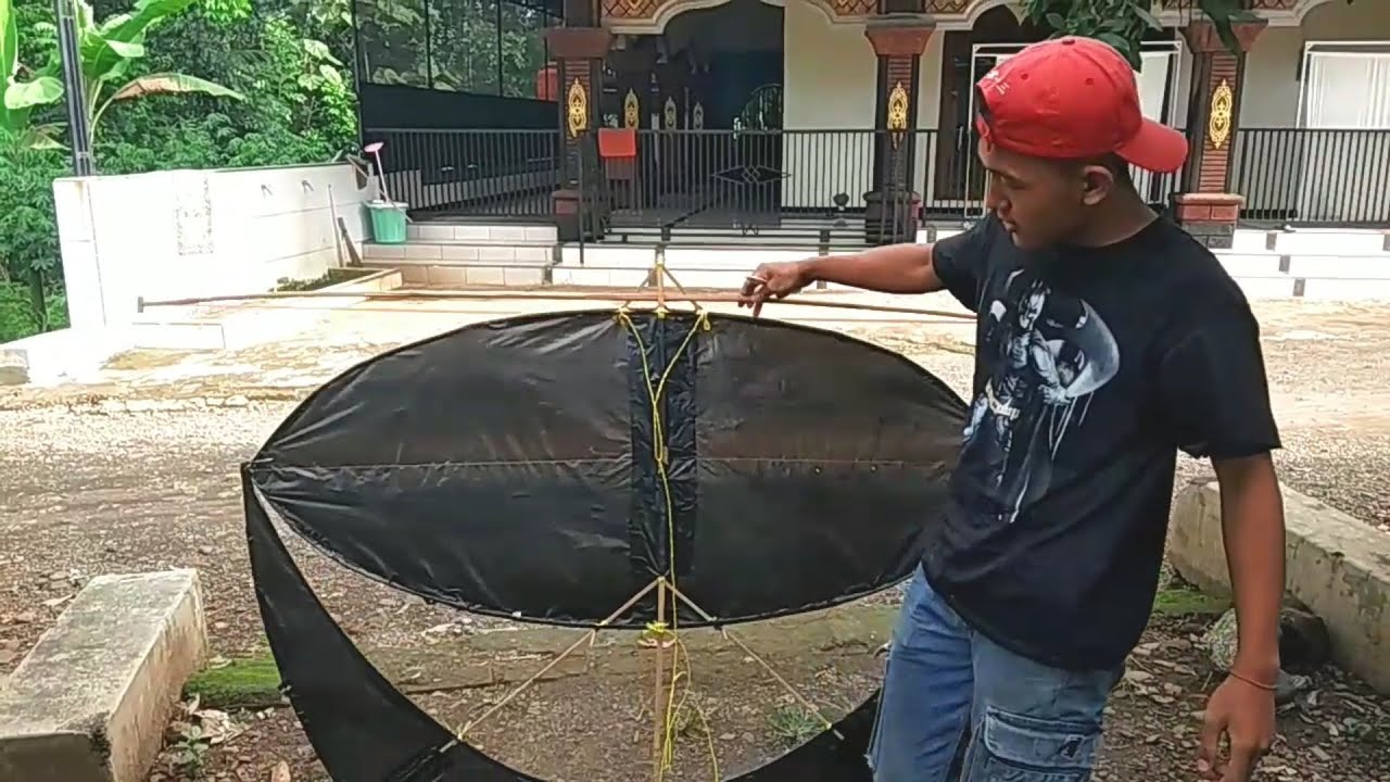 Main layangan sowangan di bulan Ramadhan. - YouTube