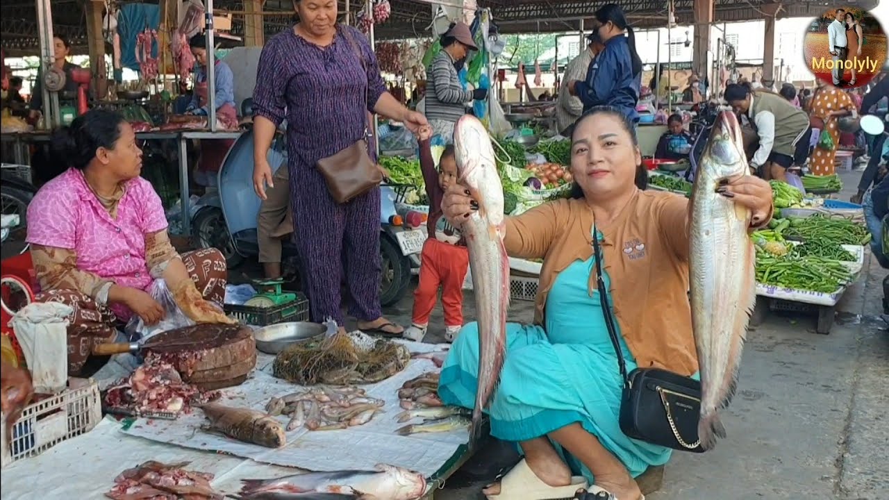 Vlog 1557. Cooking with srey Ly. Today we have Natural big fish to cook ...