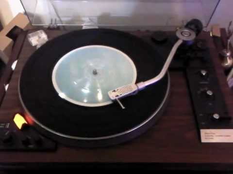 Panasonic RD-2900 Turntable - YouTube