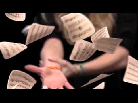 Fergie Commercial for HP BETTER quality! - YouTube