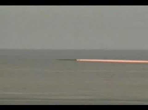 US Hummer with LOSAT Missile - YouTube