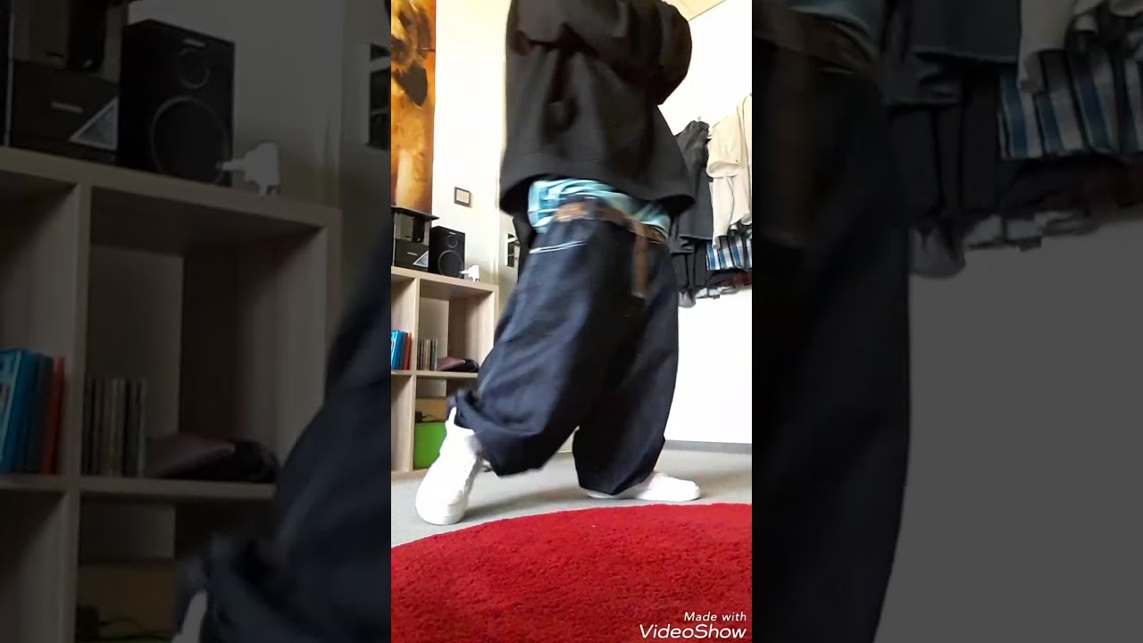 Double Sag in Southpole Baggy and Basketball shorts - YouTube