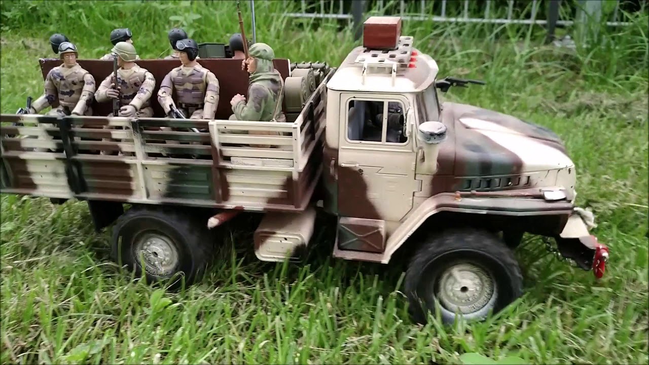 WPL B36, JJRC Q61 ZIL 157 break to the pyramid on part 2. - YouTube