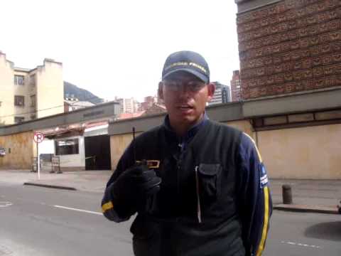 Entrevista vigilante centro Ismael Parra - YouTube