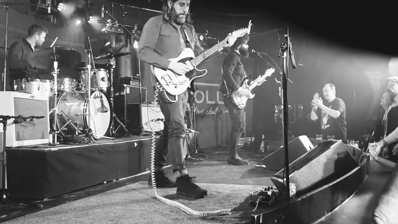 GA-20 Just Because (Lloyd Price cover). Live at Apollo, Turku (Fin) 14. ...