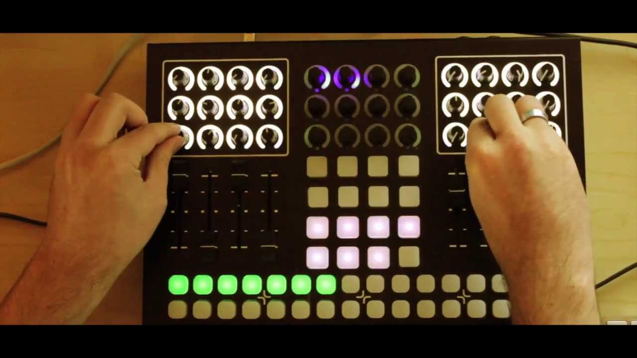 Helmut Ebritsch - Synth Jam with Livid CNTRL:R - YouTube