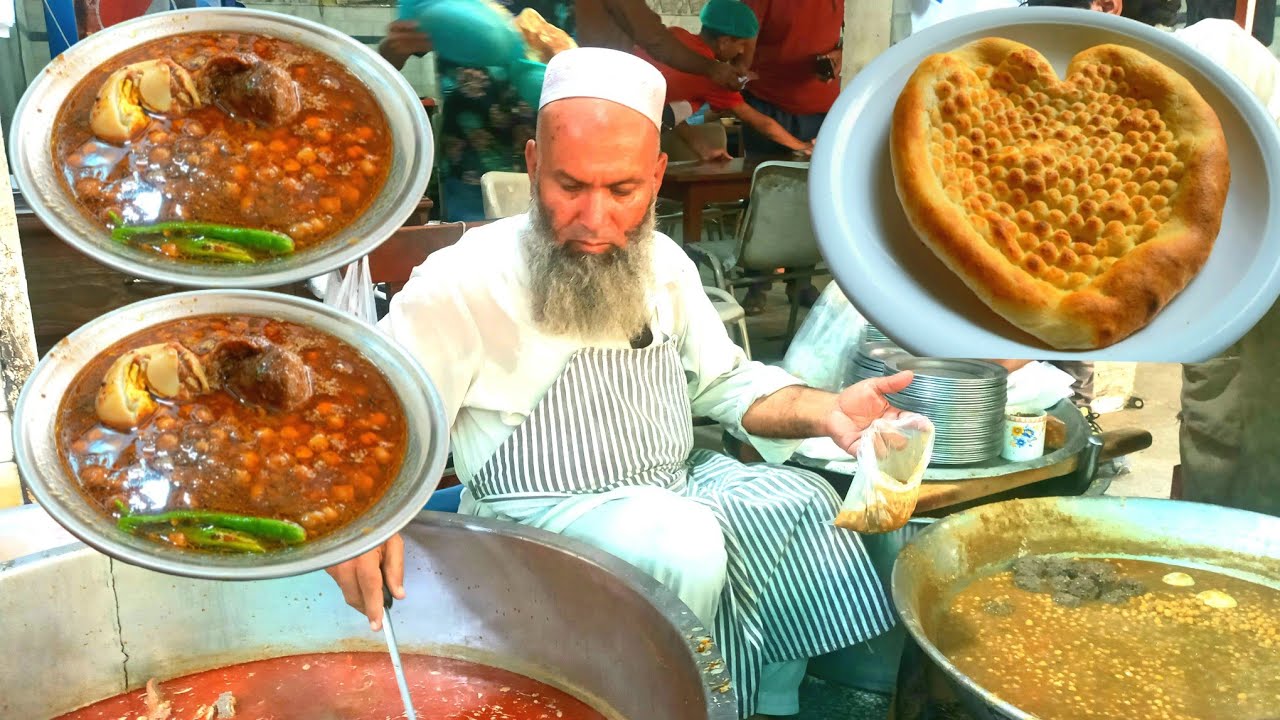 Al mashoor gulam rasool mutton chane kofta chane anda chane - YouTube