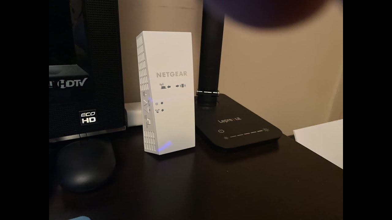 NETGEAR WiFi Mesh Range Extender EX7300 - Coverage up to 2300 sq.ft ...