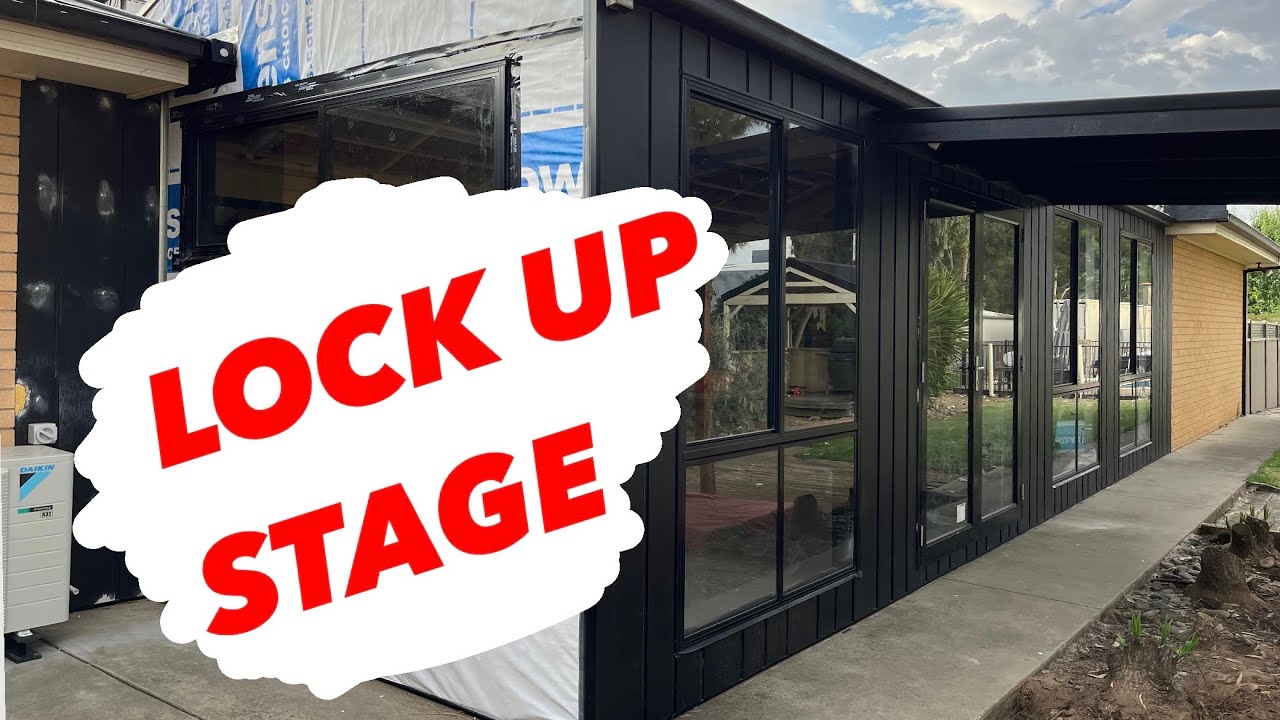 DIY Converting a Pergola/Patio to a living room PT2 - Lock up stage ...