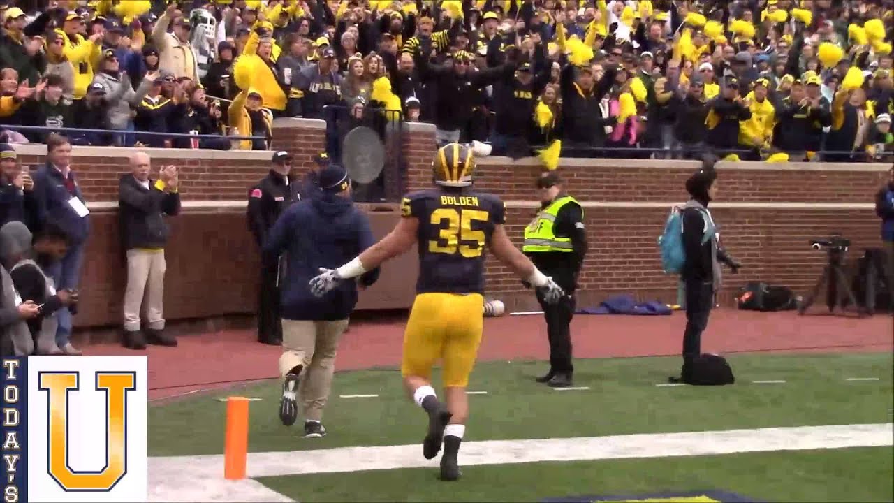 Joe Bolden Pumping Up the Crowd - YouTube