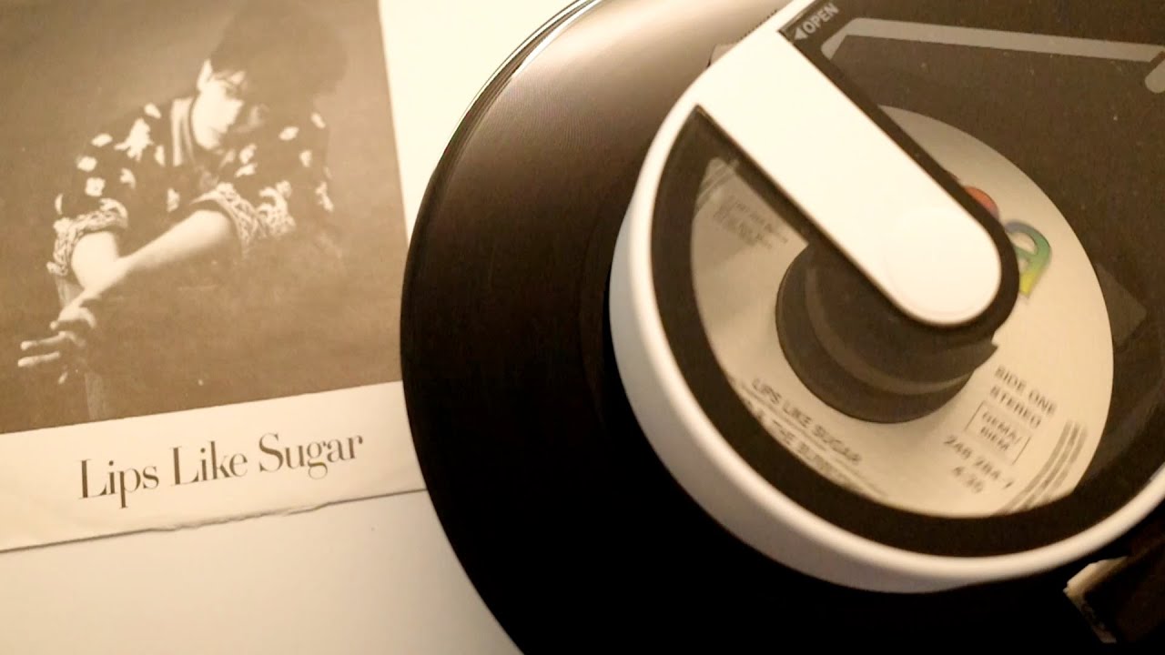 Echo & the Bunnymen - Lips Like Sugar - YouTube