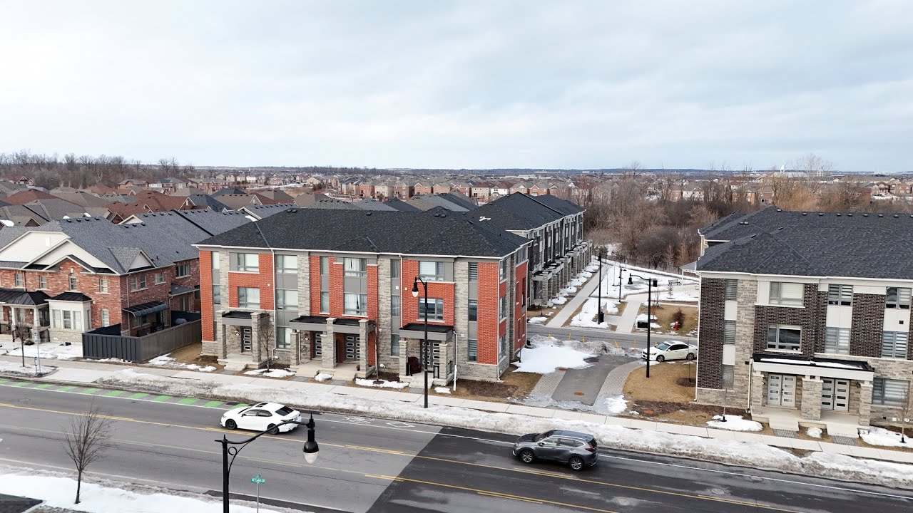 26 Summer Wind Lane | Brampton - YouTube