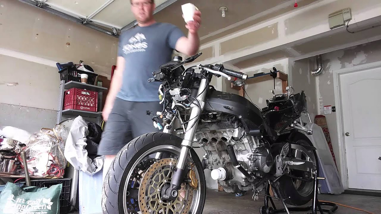 CBR954RR GARAGE ENGINE REBUILD 3 - YouTube