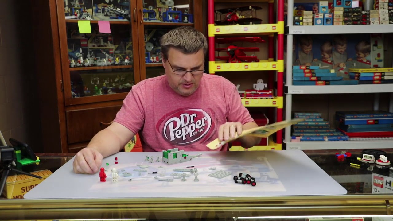 Show & Tell LEGO Set 6901 (Classic Space) Mobil Lab - YouTube